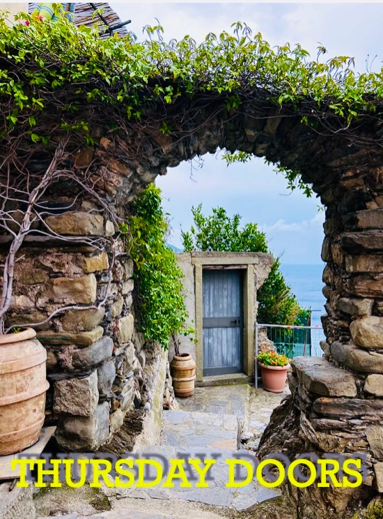 Come in and Eat – #ThursdayDoors | Gloria McBreen