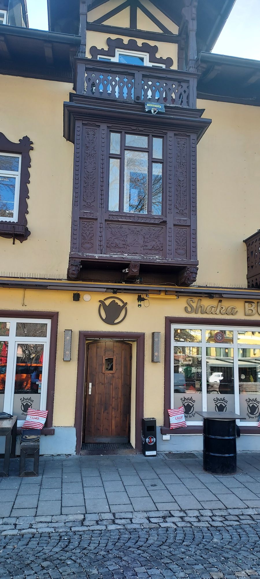 Come in and Eat – #ThursdayDoors | Gloria McBreen